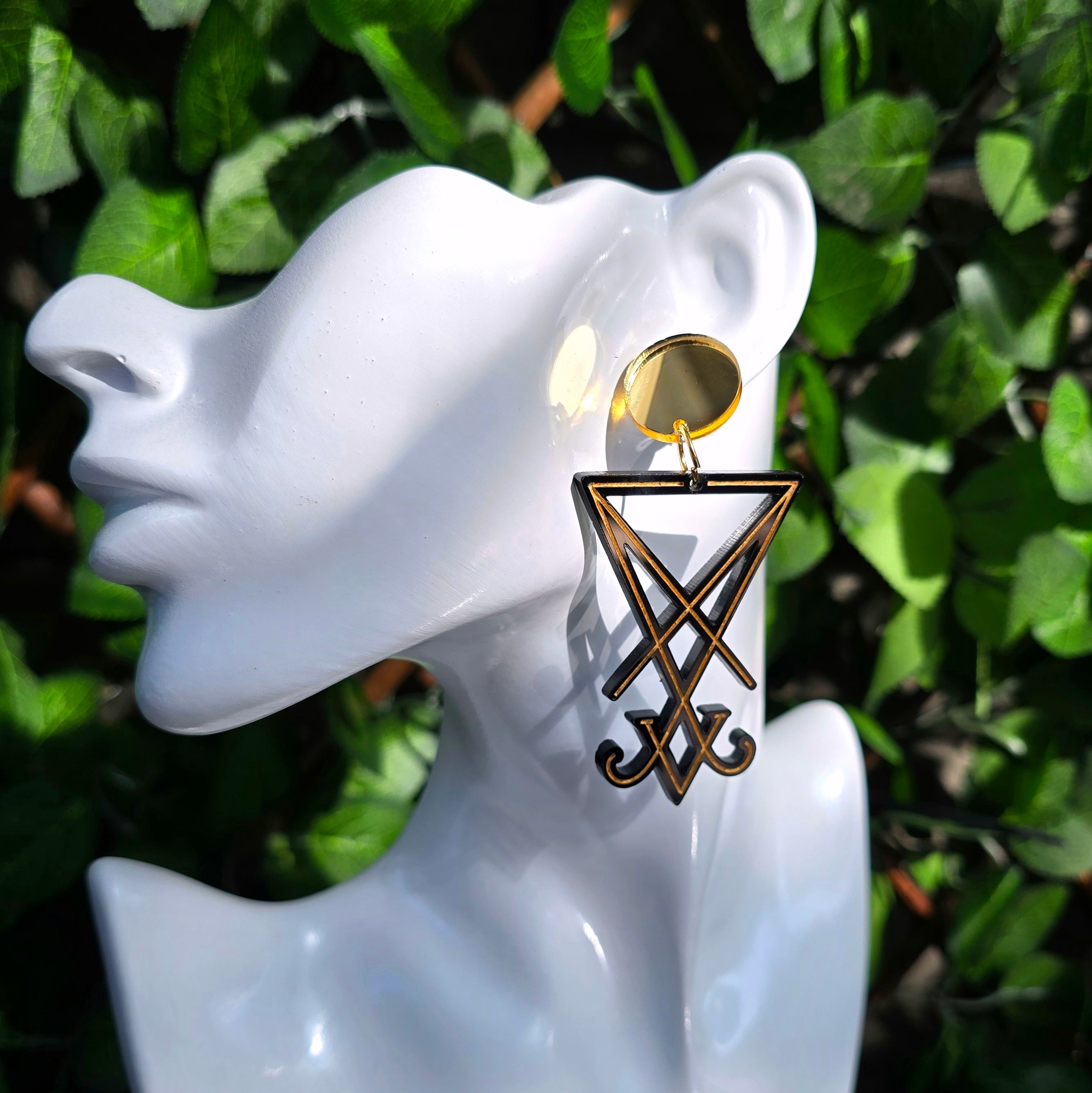 Sigil Of Lucifer – Cursive Craft